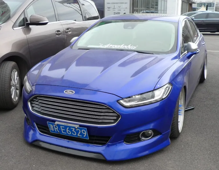 Ford Mondeo Is A Lowrider In China - CoolCarsInChina.com
