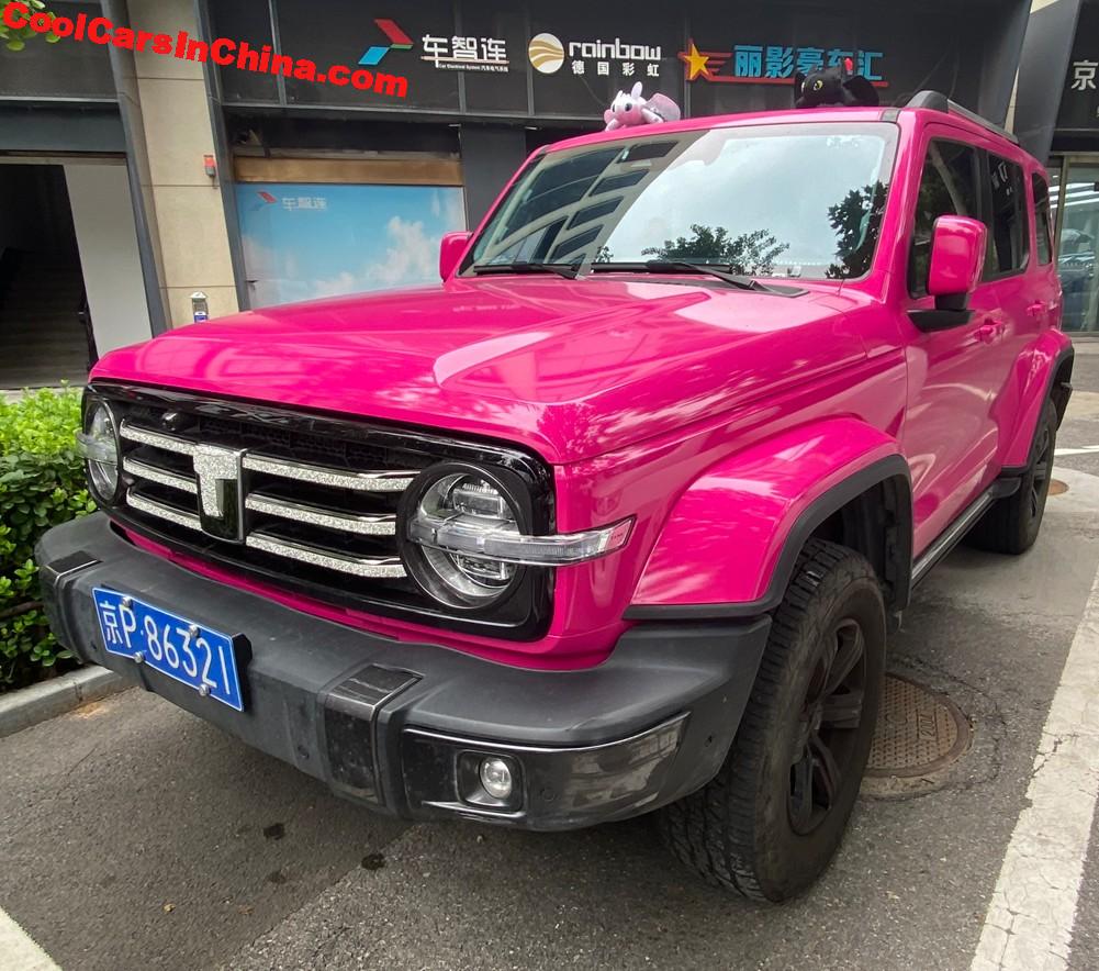 Tank 300 SUV Is Pink In China - CoolCarsInChina.com