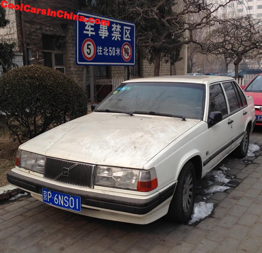 Volvo 940 2.3 Is A Classic Swedish Sedan In China - CoolCarsInChina.com